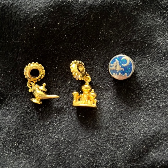 Pandora | Jewelry | Pandora Princess Jasmine Bundle Her Magic Carpet ...